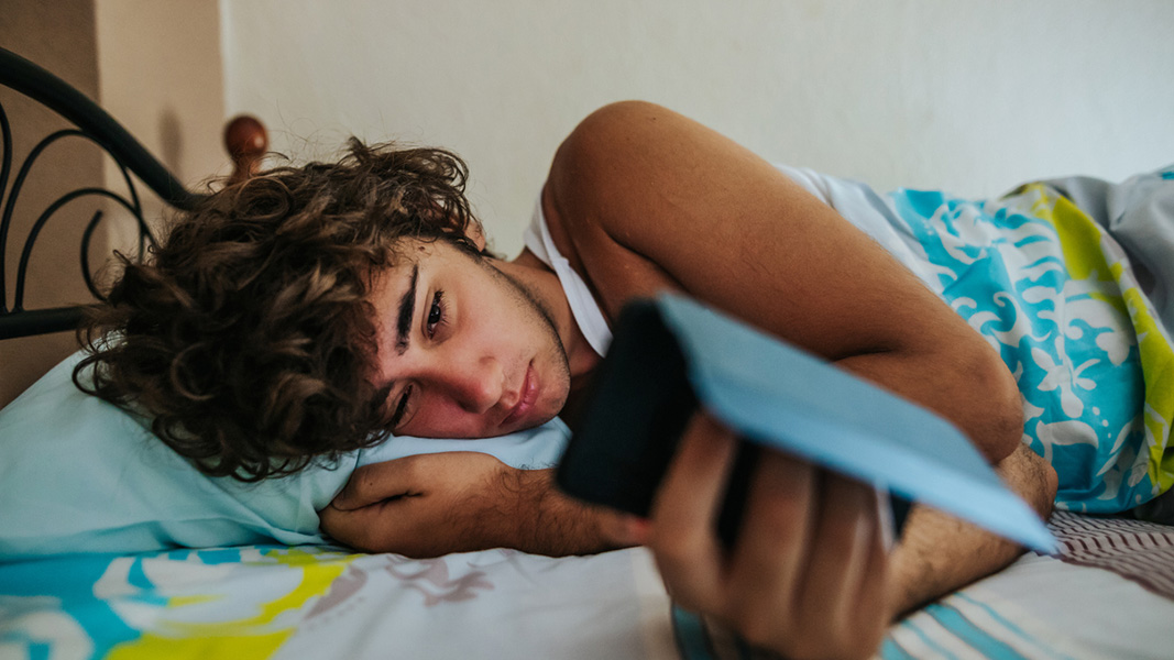 Could your screen be sabotaging your mental health?